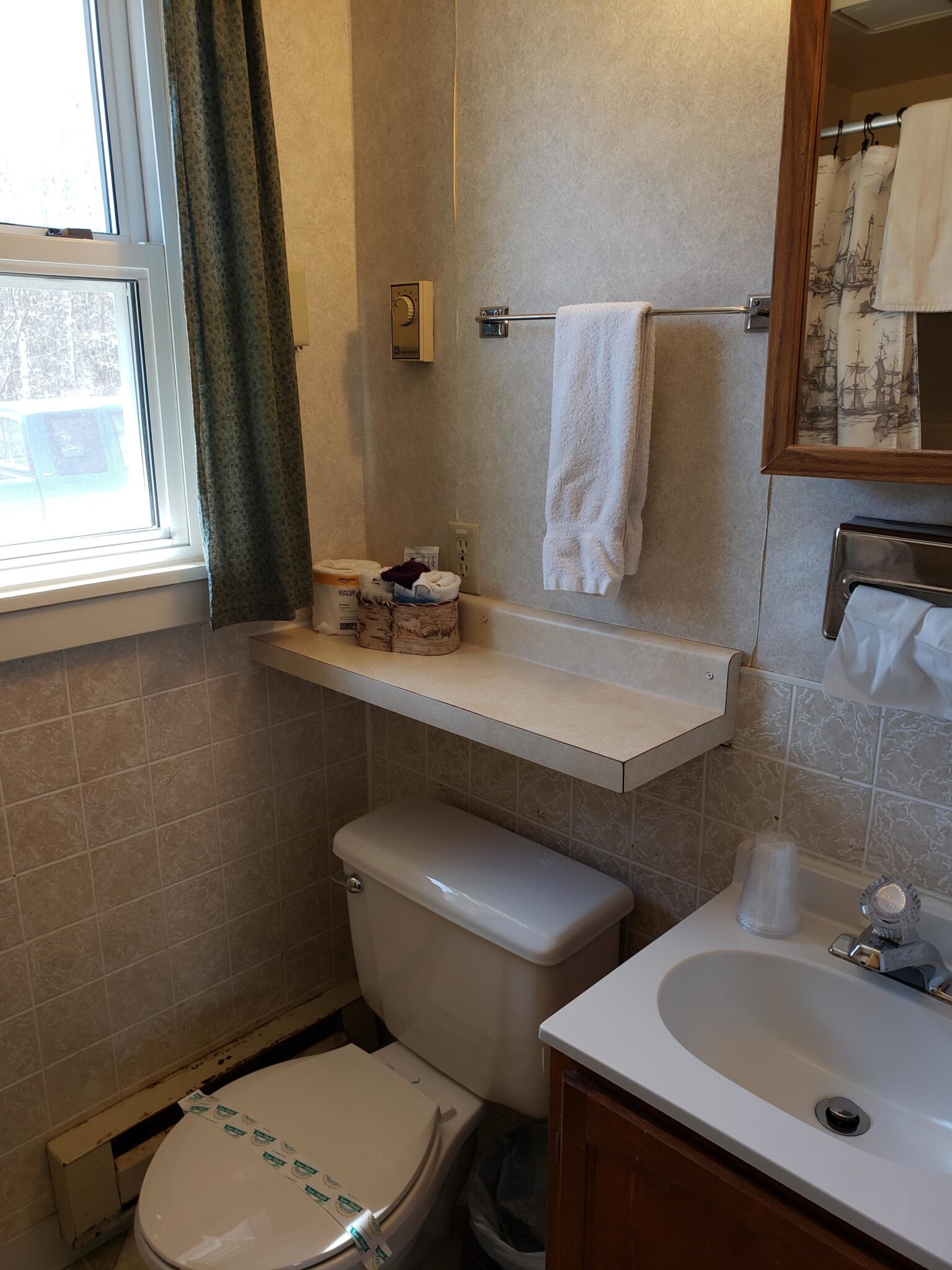 Duplex Cabin – Lake Breeze Resort